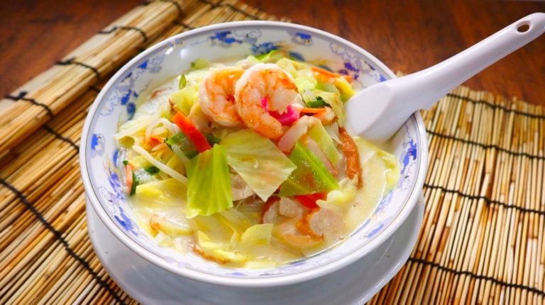 NAGASAKI CHAMPON (Nagasaki-Style Vegetable and Seafood Noodle Soup ...